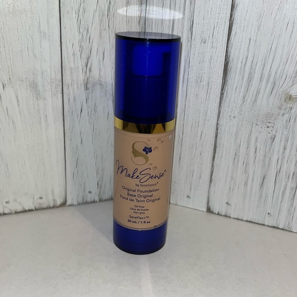 SeneGence | Makeup | Senegence Dewy Original Makesense Foundation ...